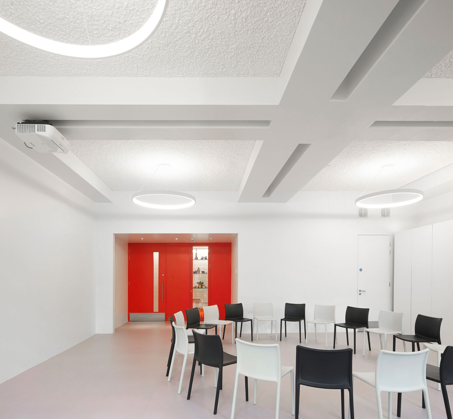 Young V&A - De Matos Ryan